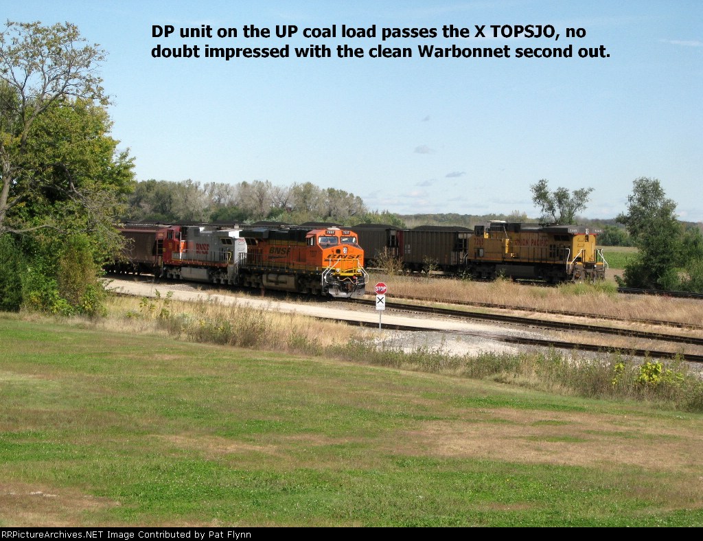 BNSF and UP at North Topeka